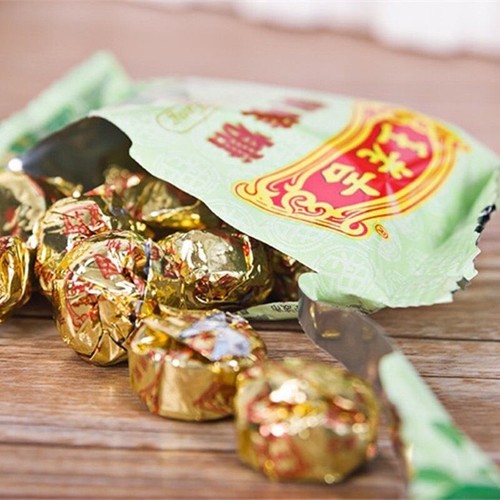 （王老吉润喉糖8盒 Run Hou Tang）Cool refreshing mint can eliminate phlegm to ...