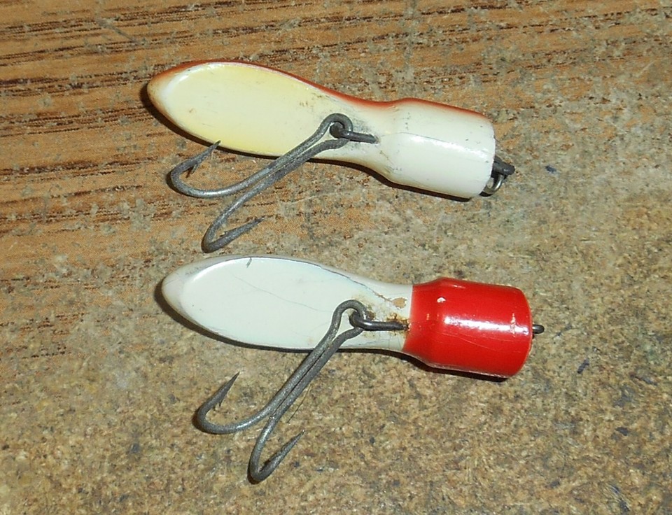 VINTAGE PFLUEGER FLY ROD WIZARD WIGGLER LOT/2 DIFFERENT/TOUGH LURE/NICE ...