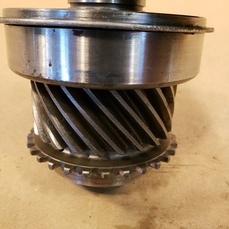 Original Triumph TR6 TR250 Manual Gearbox First Motion Input Shaft 10 ...