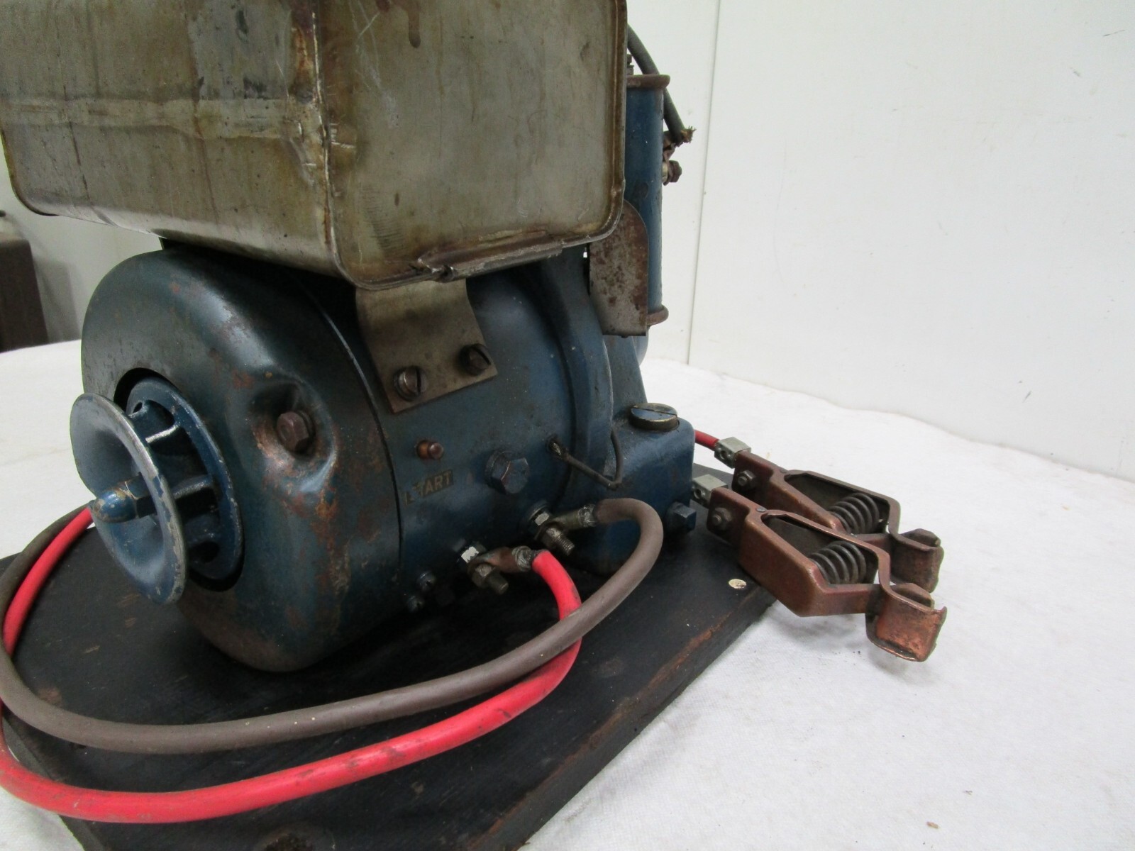 DELCO LIGHT PLANT GENERATOR MODEL B-6 GM LITTLE JOE STATIONARY ENGINE 6 ...