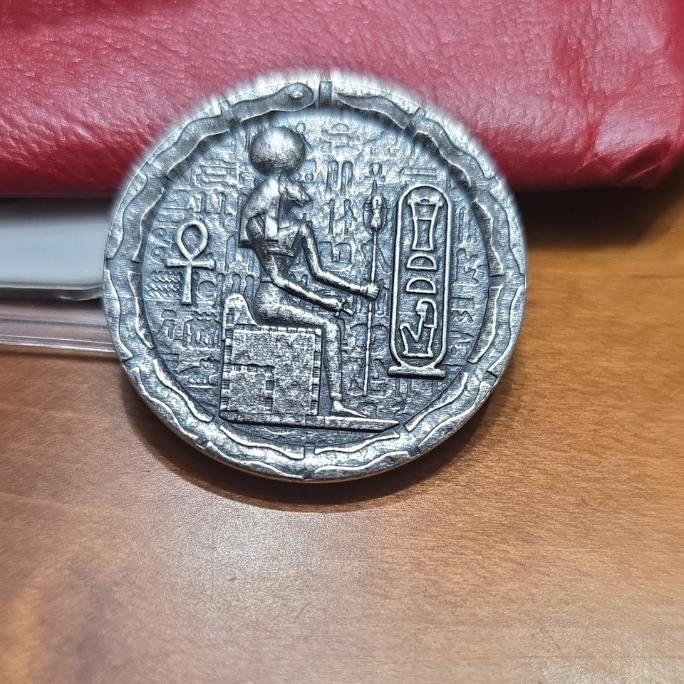 1/2 oz .999 Fine Silver Egyptian Cat Bullion Round Collectible 0.999 ...