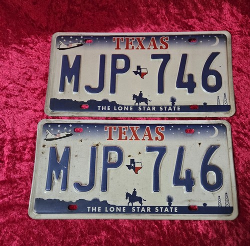 Texas License Plate Pair Set MJP746 2000's Space Shuttle | eBay
