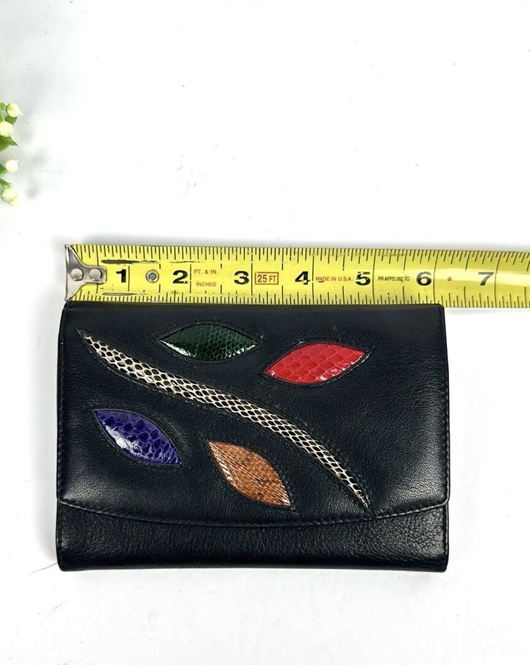 Vintage Women’s Bifold Leather Wallet by David y Galindo Ubrique Spain ...