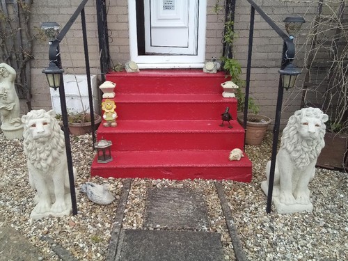 Rust-Oleum 750ml Universal Interior/Exterior Paint - Gloss Cardinal Red ...