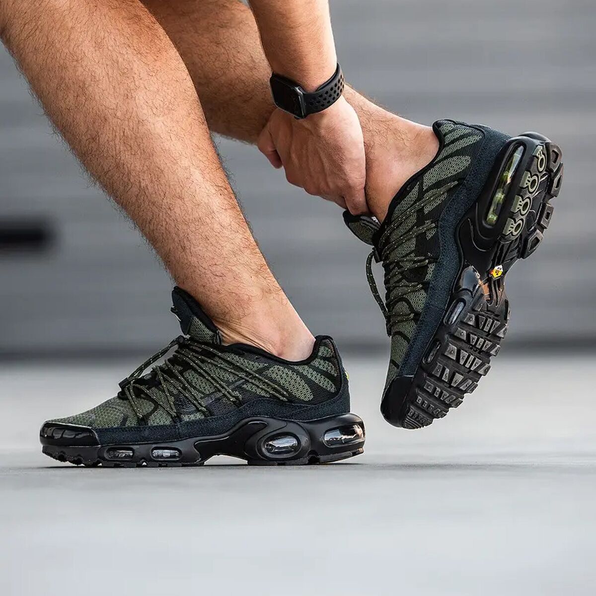 Nike Air Max Plus Utility Medium Olive Black FJ4232-200 Nike Air Max Plus Utility Medium Olive Black FJ4232-200