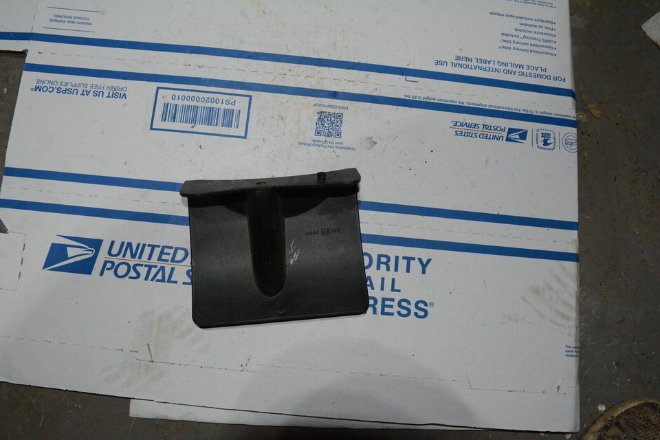 2001 01 SUZUKI 99-02 SV650 SV650S REAR TAIL UNDERTAIL BATTERY TRAY ...