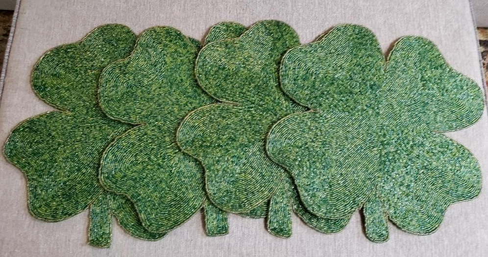 St Patricks Day Shamrocks Beaded Placemats Set 4 Storehouse 15" | eBay