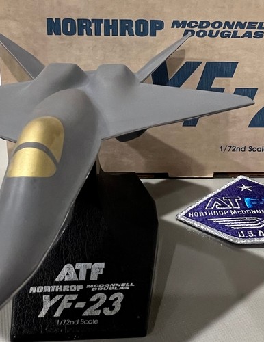 NORTHROP McDonnell Douglas® YF-23 Contractor Desktop Resin Model – 1 ...