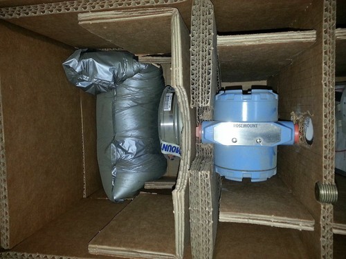 NIB Rosemount 3051L Liquid Level Transmitter 3051L2AA0D11AAF2 .. EACH ...