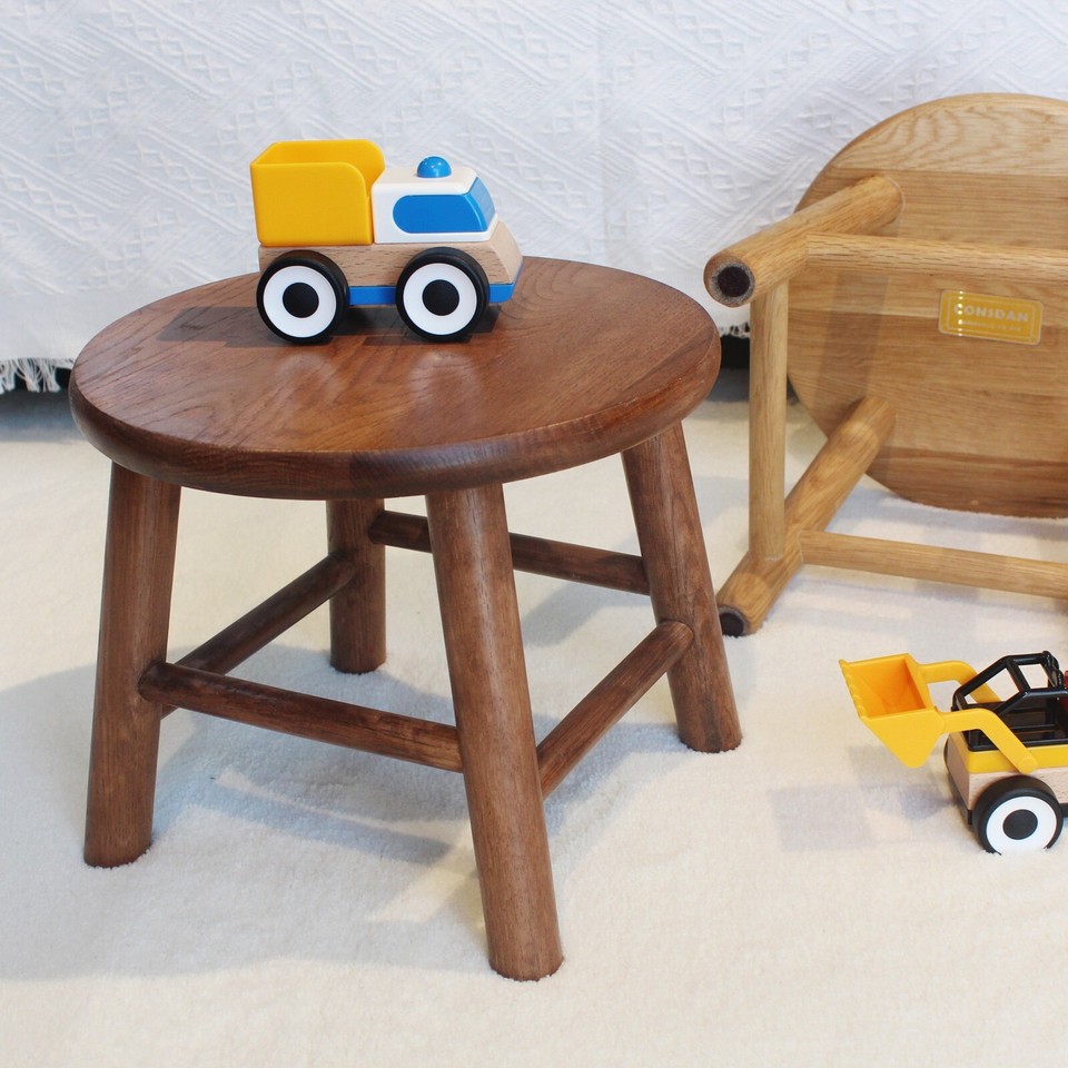CONSDAN Kids Stool, Milking Stool, 9" Wooden Stool for Kids, Small ...