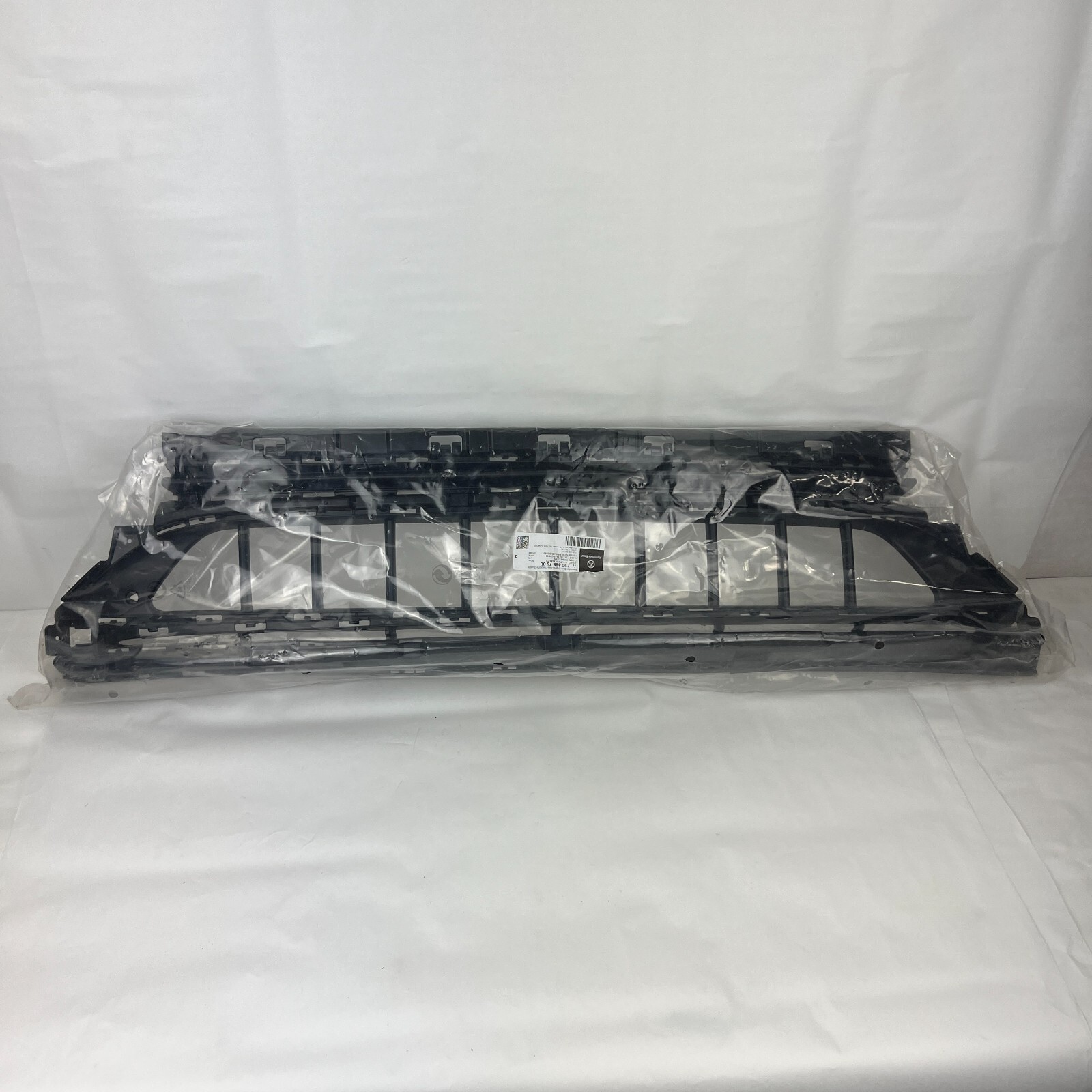 NEW OEM 2022 2023 Mercedes AMG GT 43 53 Front Bumper Lower Grille 290 ...