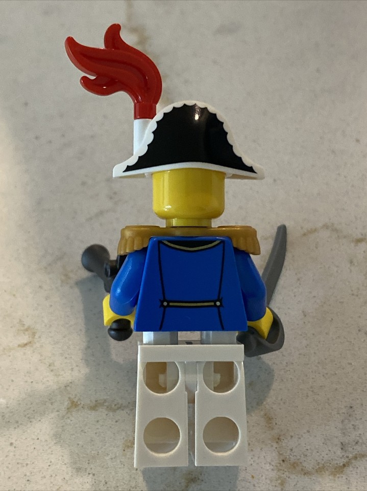 LEGO Pirates Imperial Soldier Governor Admiral Minifigure 10320 ...