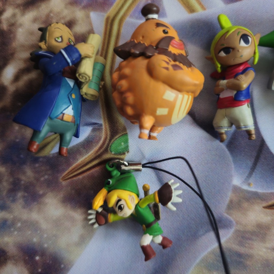 Legend of Zelda Gashapon figures TOMY Arts Minish Cap Phantom Hourglass ...