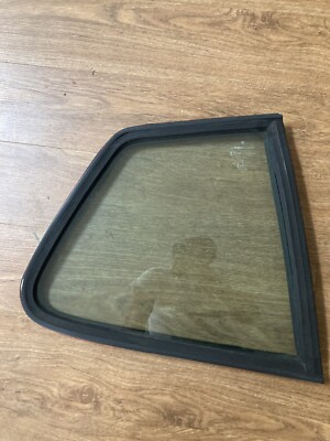 PORSCHE 944 924S REAR RIGHT PASSENGER QUARTER WINDOW SEAL WEATHERSTRIP ...