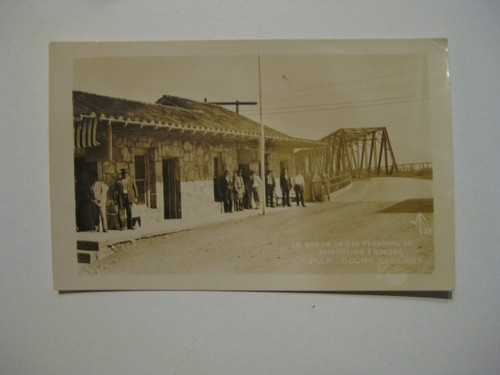 1940's? REAL PHOTO POSTCARD: BORDER CHECKPOINT, MIGRATION VILLA ACUNA ...