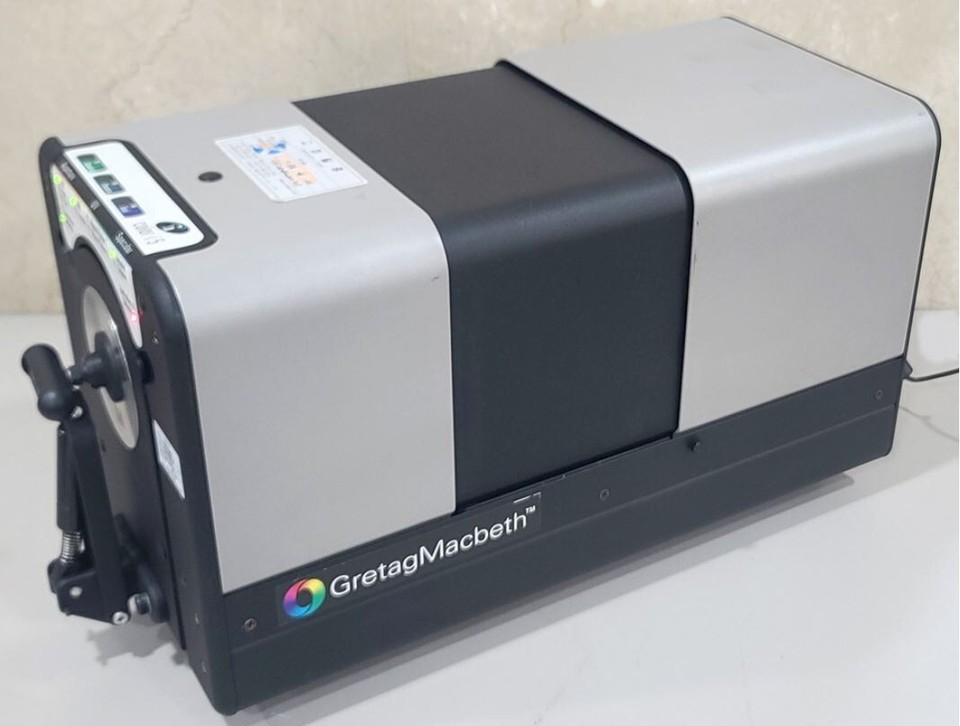 X-Rite Color i5 Benchtop Spectrophotometer | eBay
