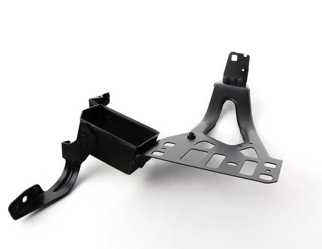 BMW 5 E60 Front Panel Right Radiator Support Bracket 51647163484 ...