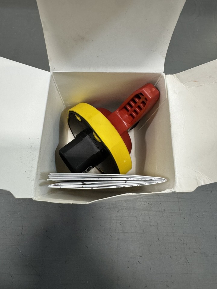 New! Allen Bradley 194R-PY Ser A Operating Disconnect Handle Lockable ...