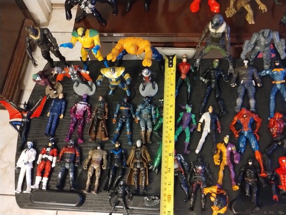 Marvel & DC Comics Action Figures Lot Many Great Pieces And A Few ...