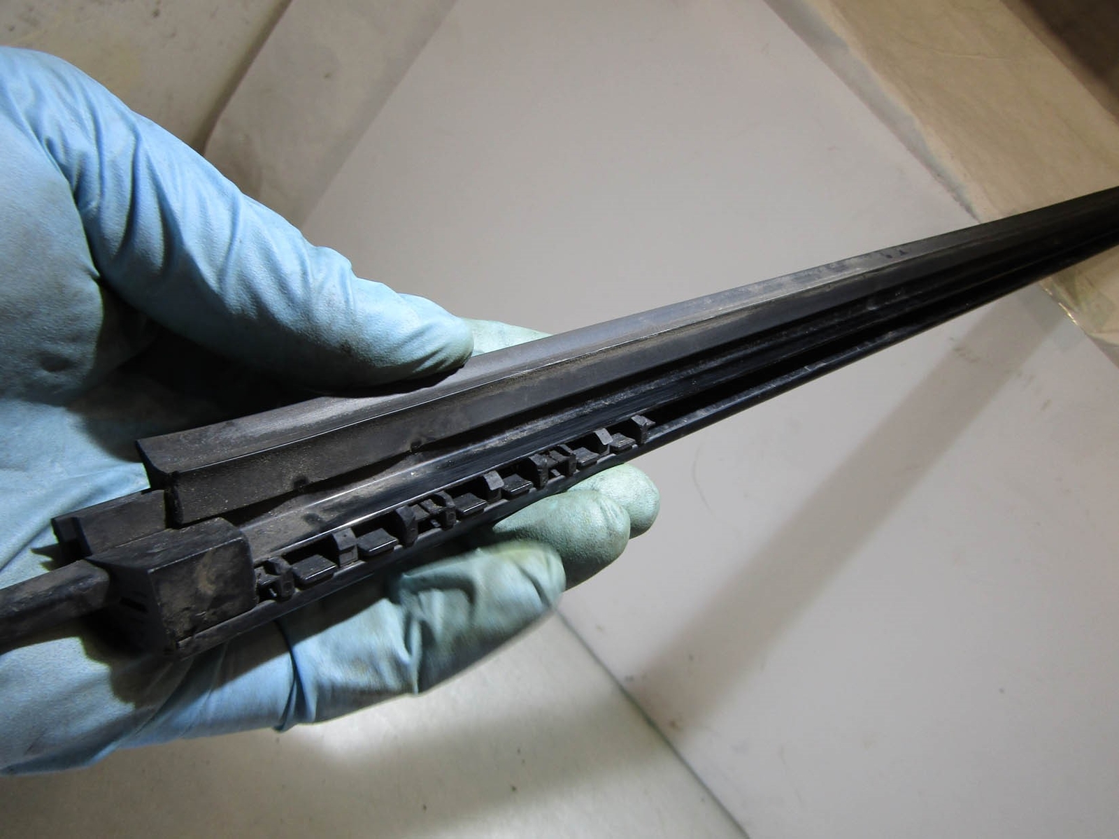 Mercedes C Class W202 Estate left rear exterior door mounted trim strip ...
