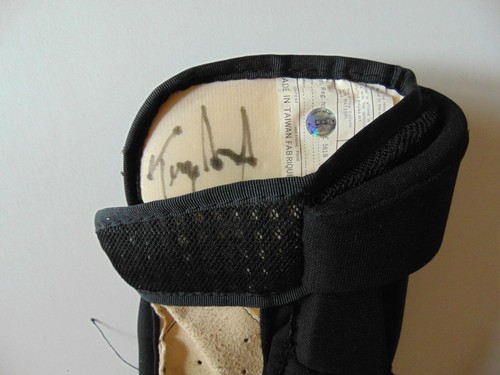 "Fort Worth Brahmas" Terry Menard Hand Signed Hockey Glove | eBay