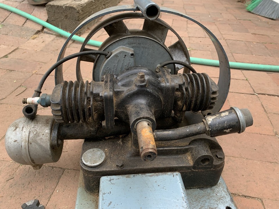 Rare simer pump maytag engine Base Le Claire 72 82 92 Gas Motor Project ...