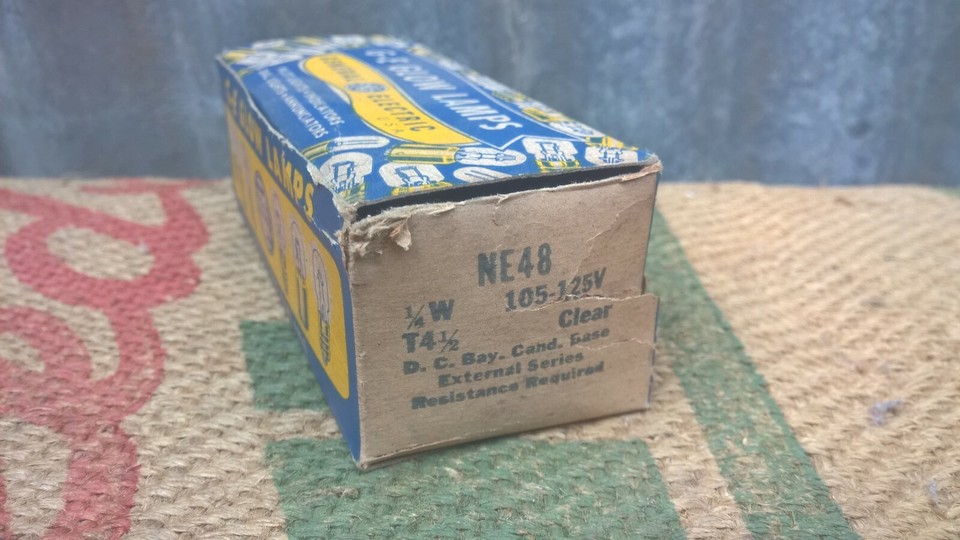 Vintage GE Glow Lamps NE48 ¼ w 105-125V Clear T-4 ½ Pilot Lights | eBay