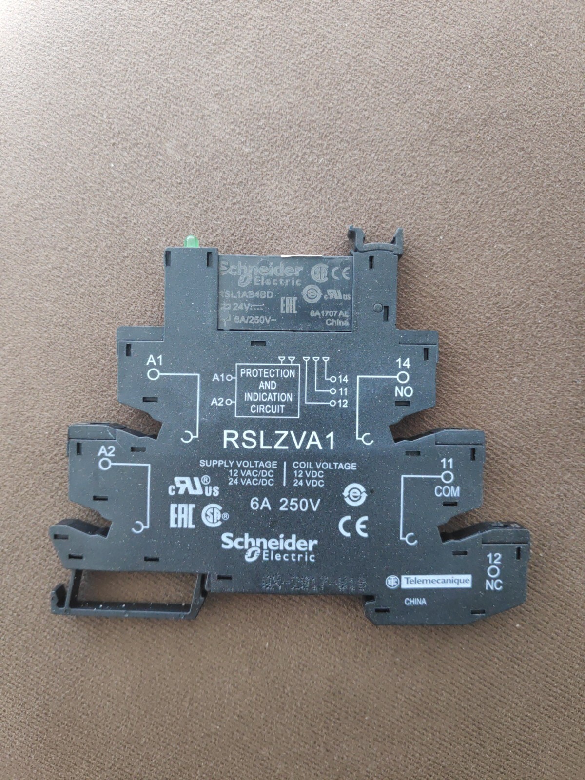 SCHNEIDER ELECTRIC RSLZVA1 12-24V AC/DC ScrewSlim Interface Relay for ...