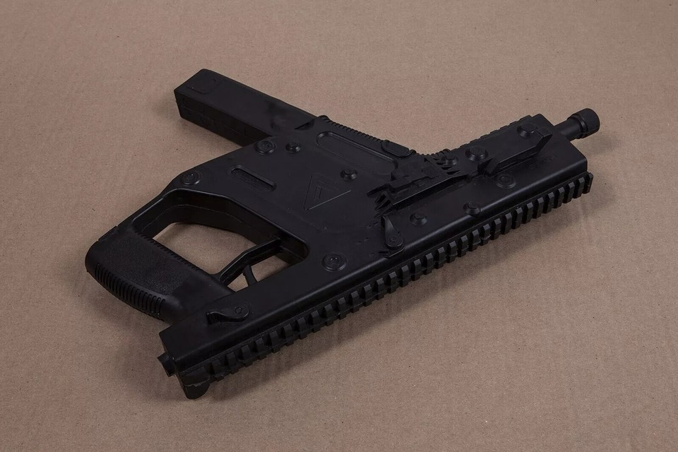‘Total Recall’ Screen Used Authentic Original Movie Dummy Gun Prop with ...