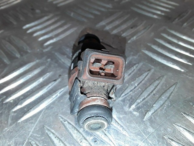 Chevrolet Nubira 2003 Petrol Fuel injector 96332261 80kW VEI9566 for ...