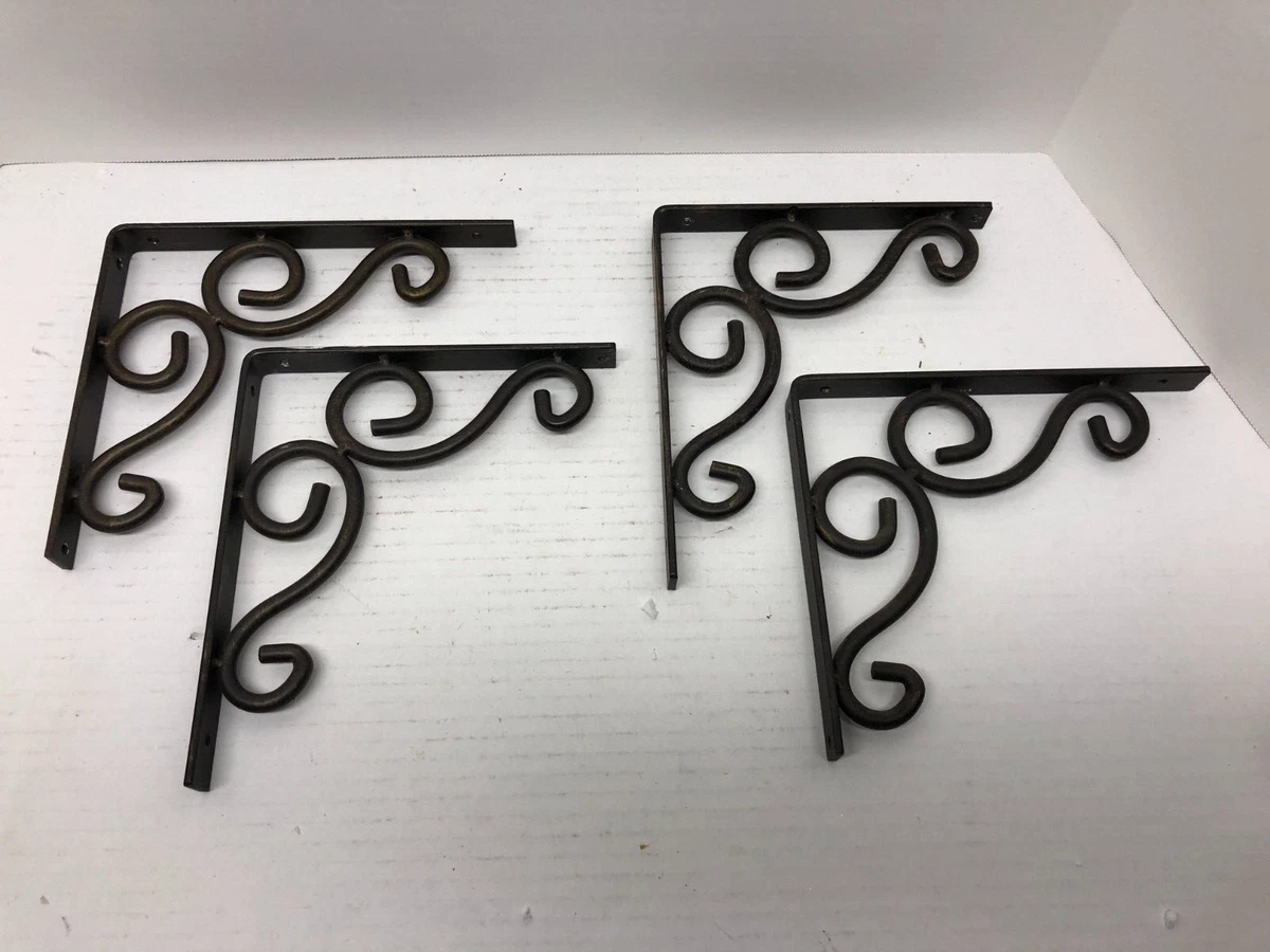 Black Scroll Corner