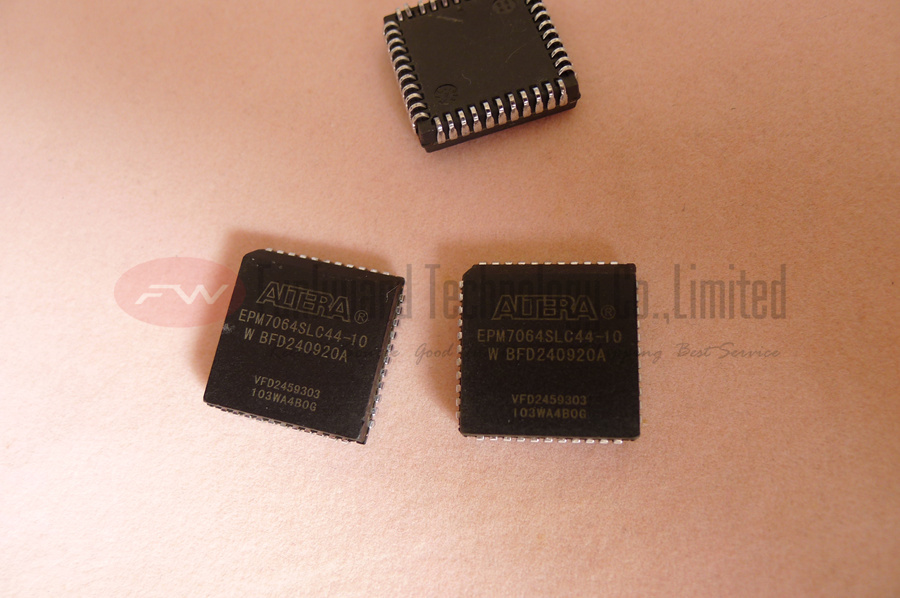 Altera EPM7064SLC44-10 Complex Programmable Logic Device CPLD PLCC44 x ...