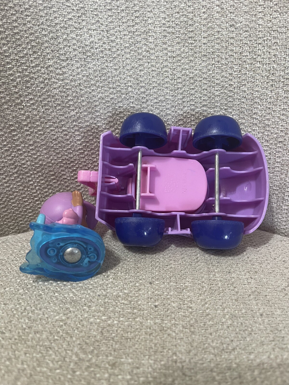 Mattel Bubble Guppies Molly Roll N Go Race car – Sistema de Gestión de ...