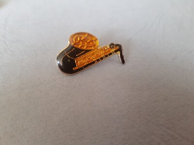 Pin's INSTRUMENT DE MUSIQUE - saxophone / saxophon - noir + doré | eBay