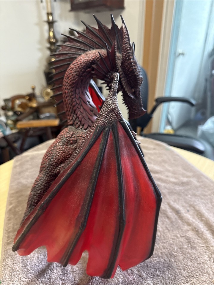 Dungeons & Dragons Icons Colossal Red Dragon Figure Limited Edition ...