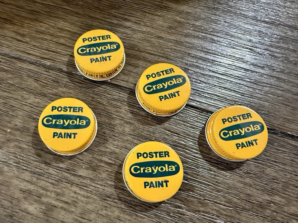 Vintage 1983 Crayola Caddy - Original Box With Original paint And More ...