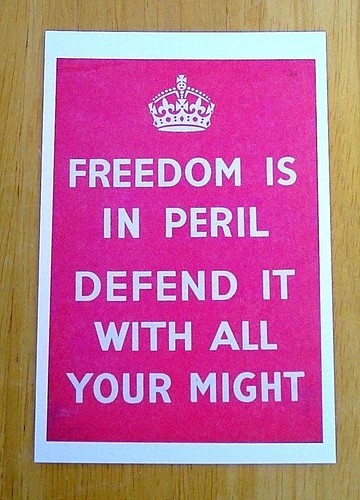 IMPERIAL WAR MUSEUMS POSTCARD -FREEDOM IS IN PERIL DEFEND IT WITH ALL ...
