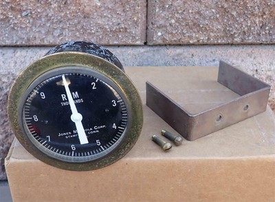 Motorola Jones Tachometer - Performance Options Catalogue | Alfa Romeo ...