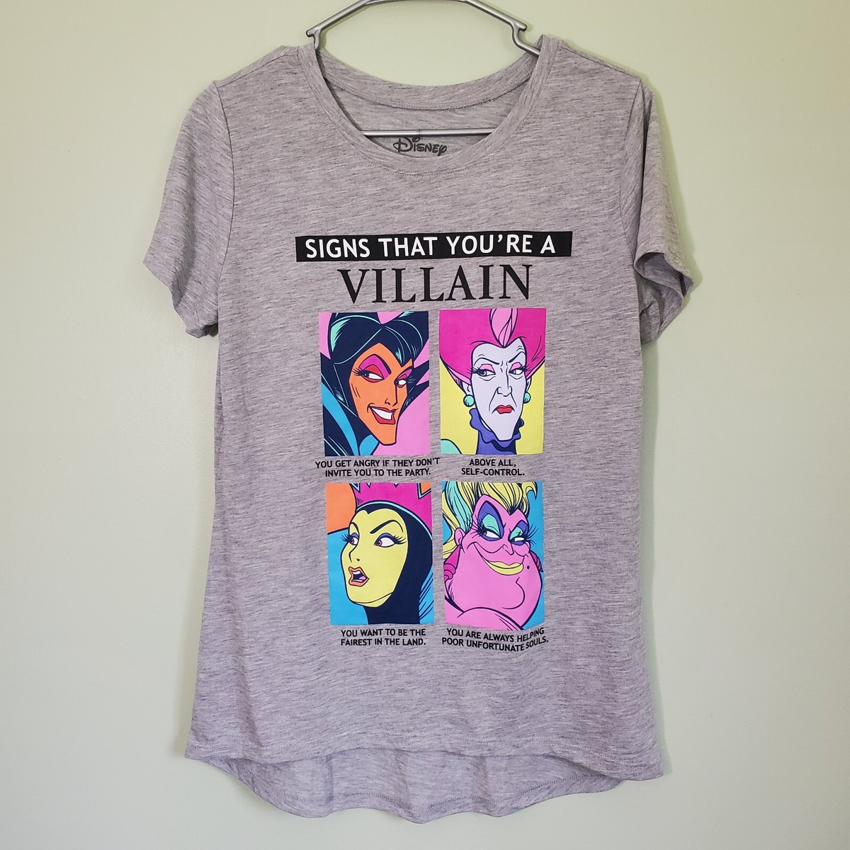 Evil Snow White Party Invites Disney Signs That You're A Villain Gray