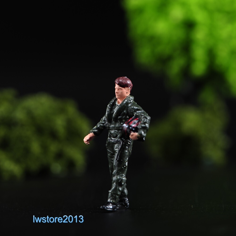 1/43 Tom Cruise Pilot Scene Props Miniature Figures Model For Cars ...