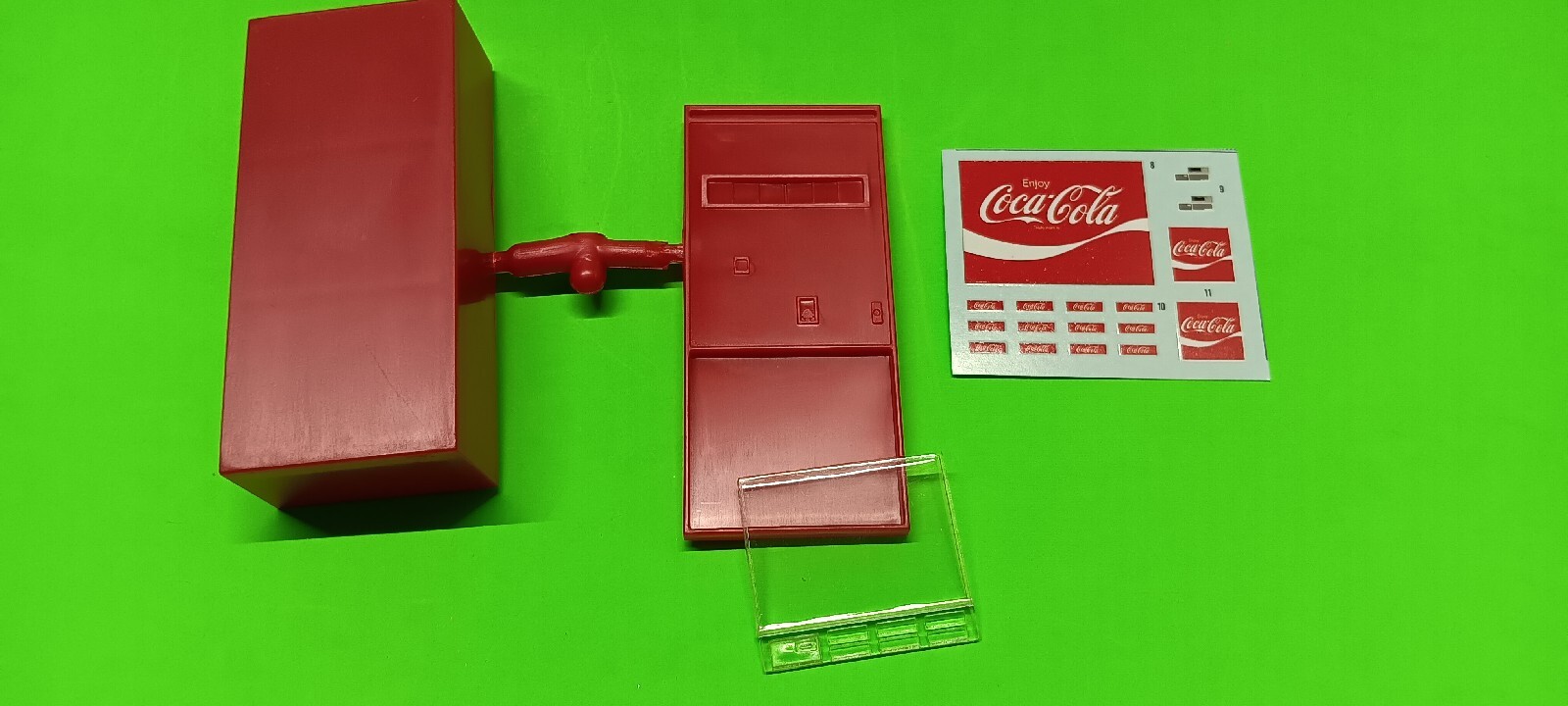 1/25 AMT Coke Coca-Cola Vending Machine Diorama 1972 Chevy Pickup Truck ...