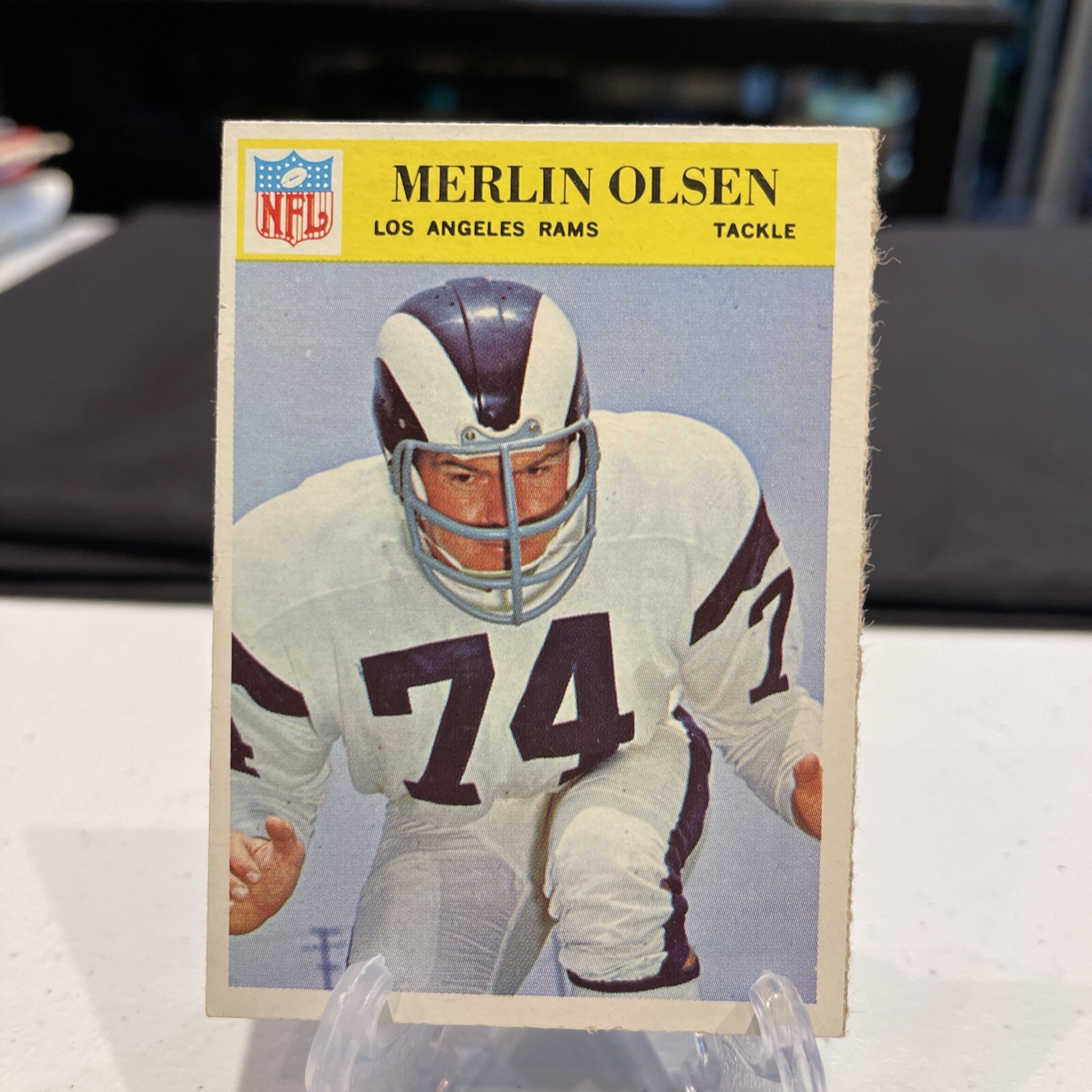 1966 Philadelphia Football Merlin Olsen Card #102 NM Well Centered HOF ...