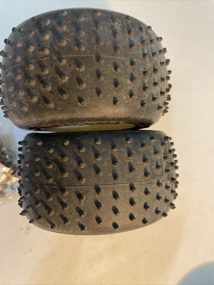 Team Associated RC10 RC10T Rear RareWheels And Tires Hubs And CVD 122 ...