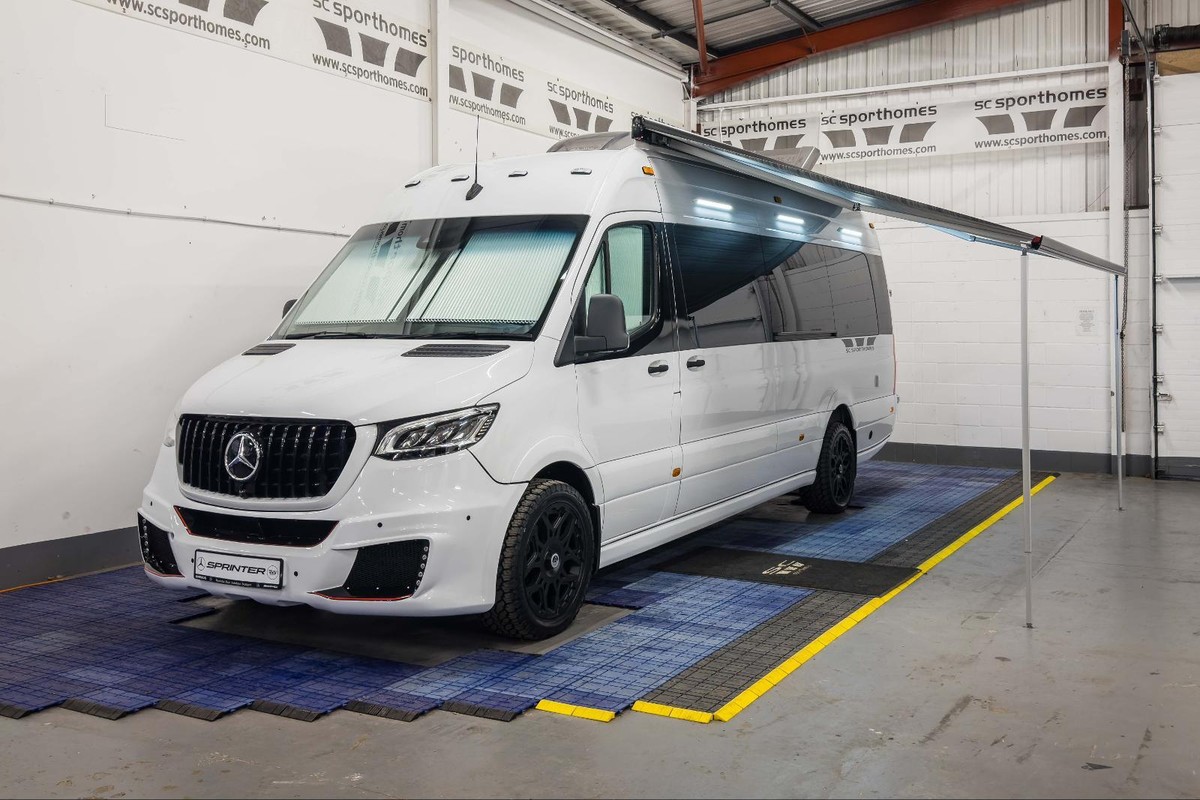 Mercedes Sprinter Camper Van