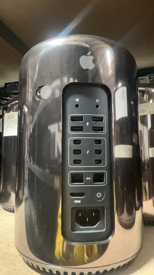 Apple MAC pro A1481 3.5Ghz 6Croe 64GB 1TBSSD AMD WIFI AMD Firepro D700 ...