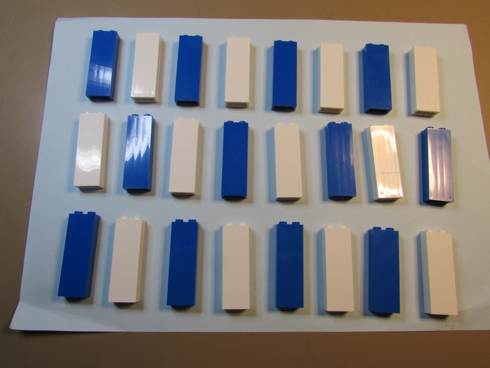 24 GENUINE LEGO COLUMNS BRICKS BLUE / WHITE No 2454 | eBay UK
