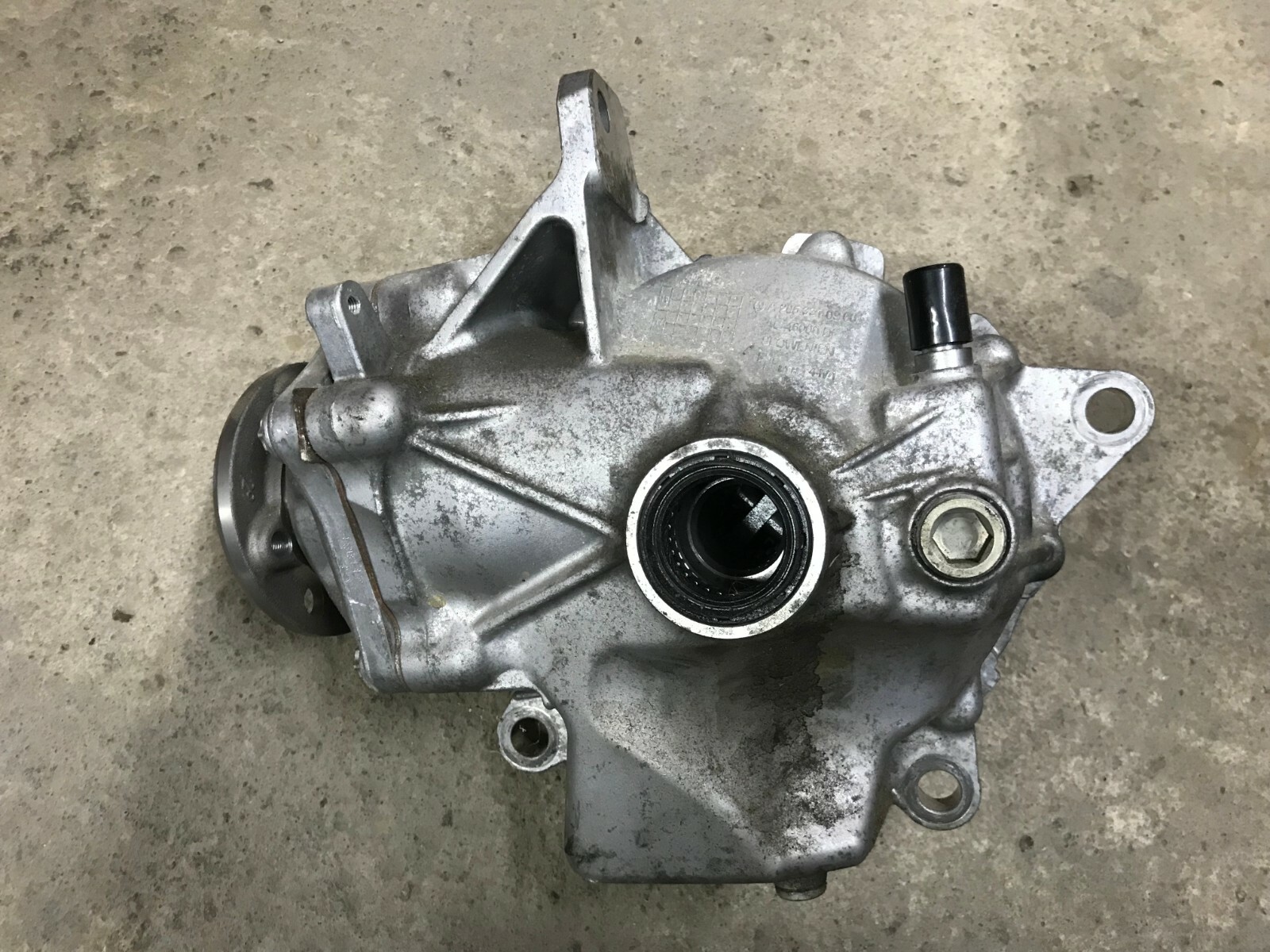 Mercedes Benz GLC W253 Front Differential Diff A2053310900 A2053350201 ...