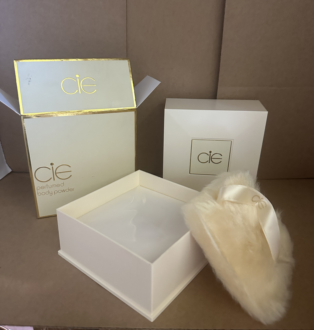 Jacqueline Cochran CIE Perfumed Body Powder 5 oz ~ VINTAGE & NEW | eBay