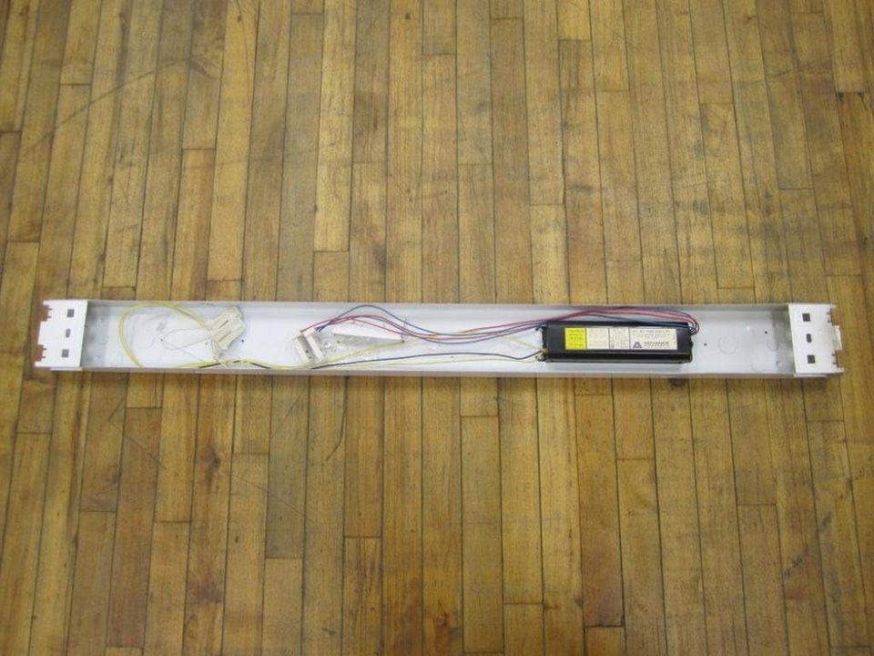 Fluorescent Light Fixture 48 Inch Shop Garage Lithonia Lighting Ceiling ...