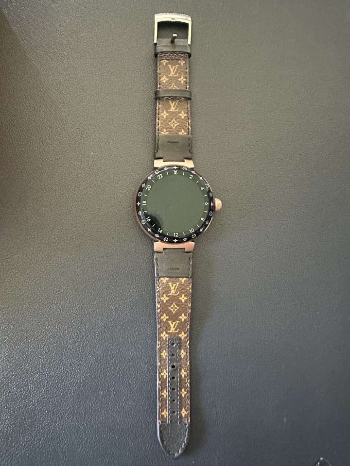 LOUIS VUITTON Tambour Horizon Light Up Connected Watch LV Smart watch ...